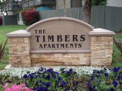 COMMUNITY MONUMENT – Bravo Sign & Design